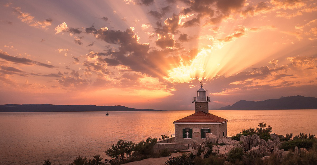 10 Most Beautiful Lighthouses in Croatia | Visitteo